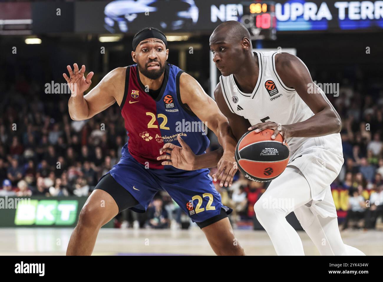 Bandja Sy of Paris Basketball and Jabari Parker of FC Barcelona during ...