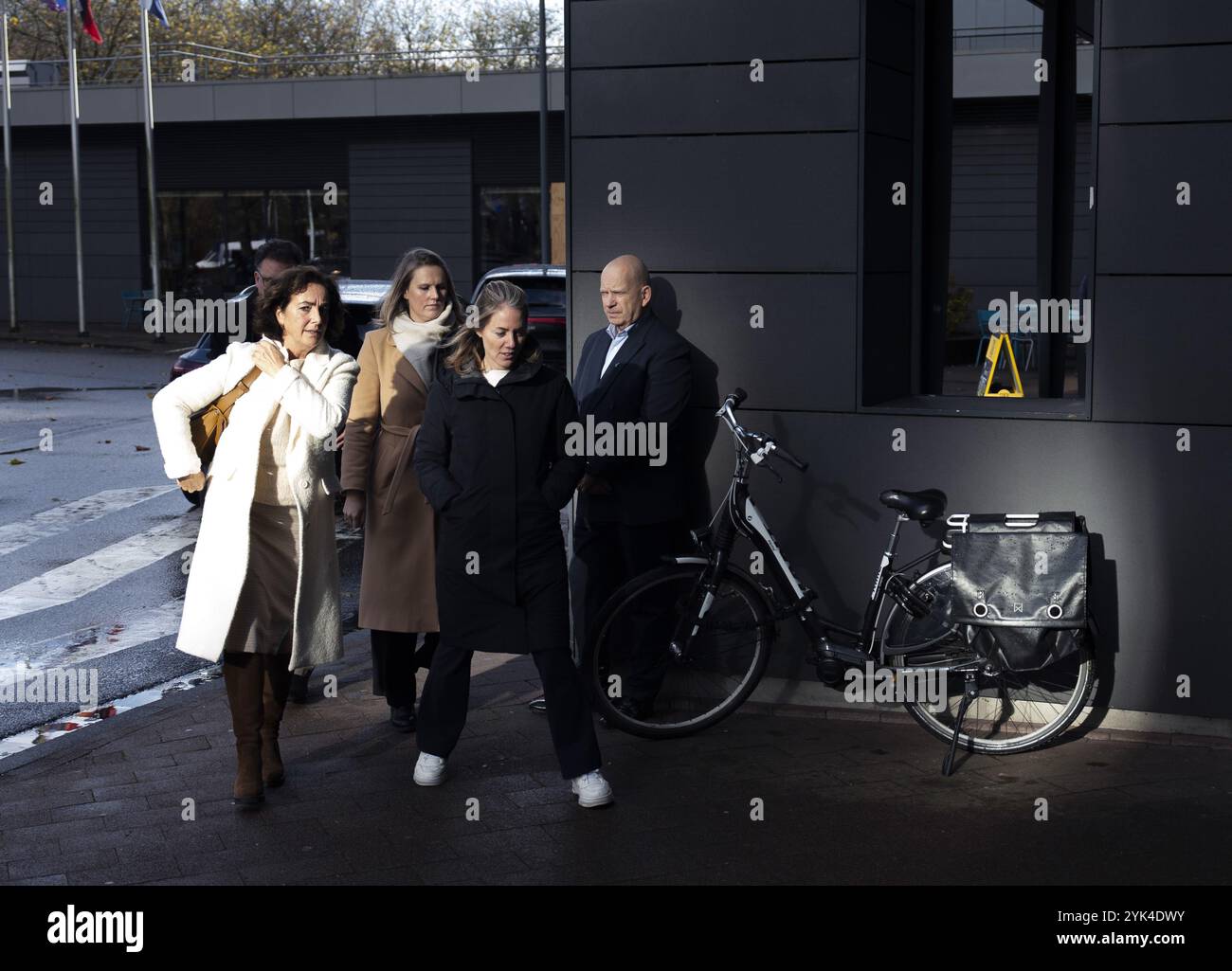 AMSTERDAM - Mayor Femke Halsema arrives at the Novotel for a follow-up ...