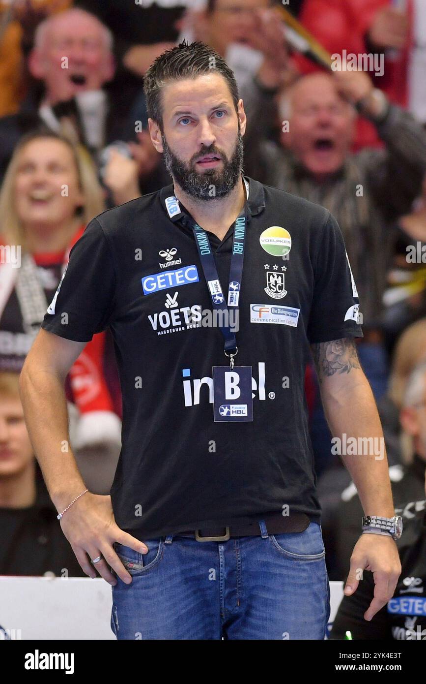 Bennet Wiegert (Trainer SC Magdeburg), GER, MT Melsungen - SC Magdeburg ...