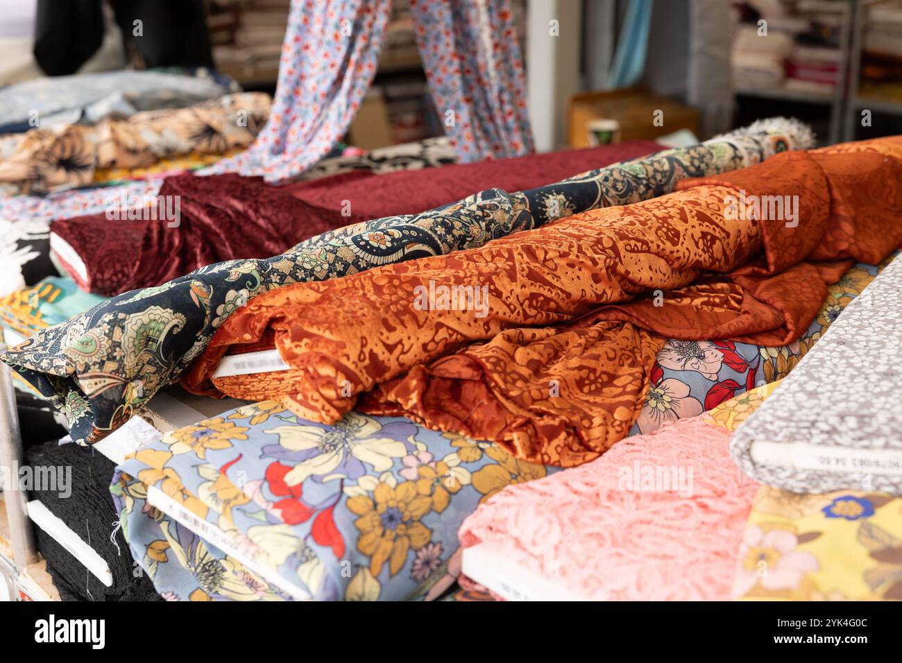 Bolts of fabric hi-res stock photography and images - Alamy