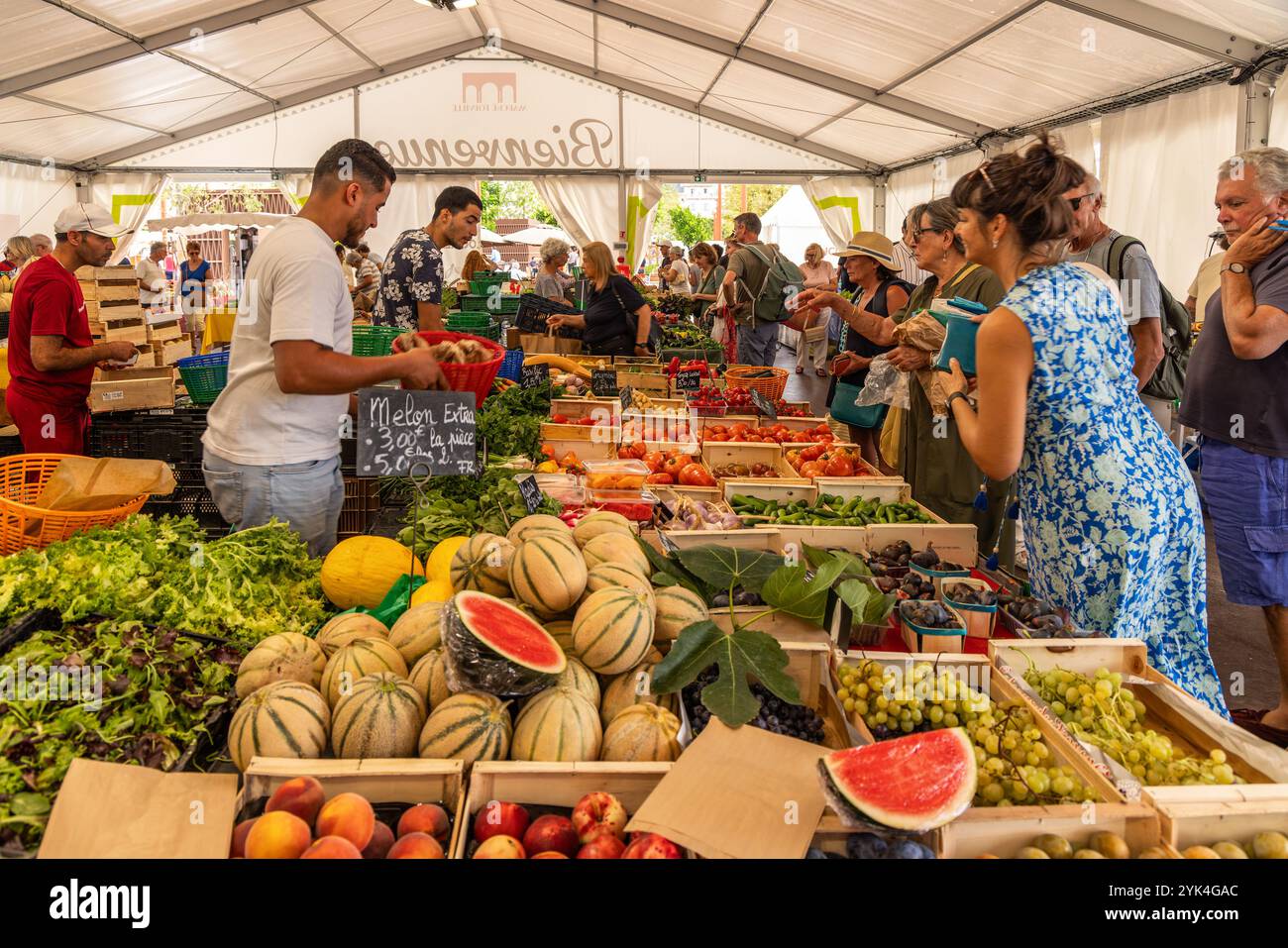 Fruit and vegetables french france local hi-res stock photography and ...