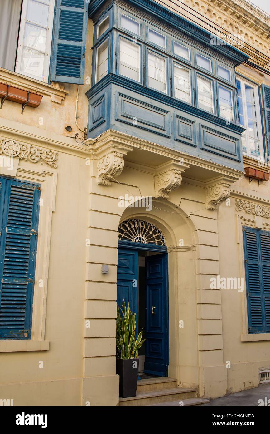 Typical houses in malta hi-res stock photography and images - Alamy