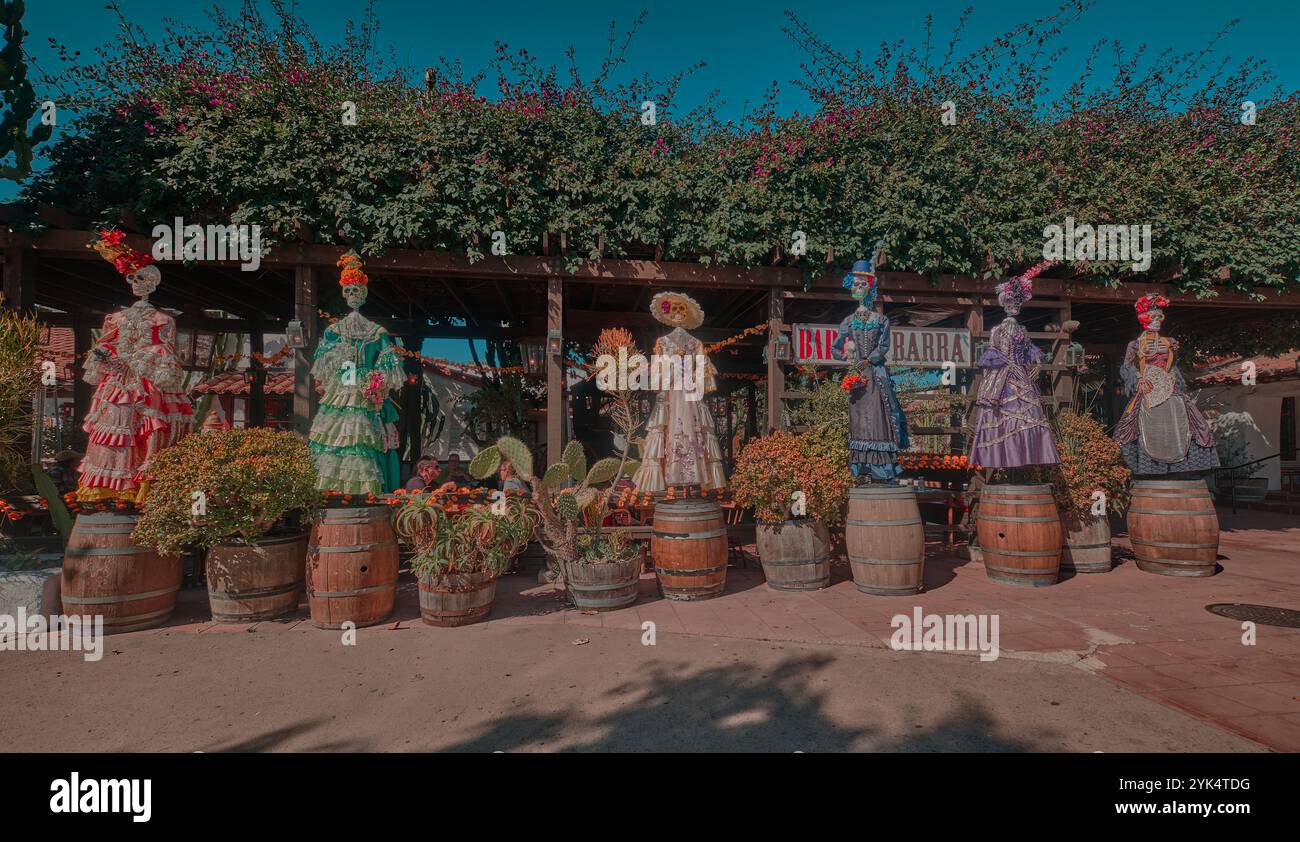 Old town San Diego state historical park showing Barra Barra restaurant ...