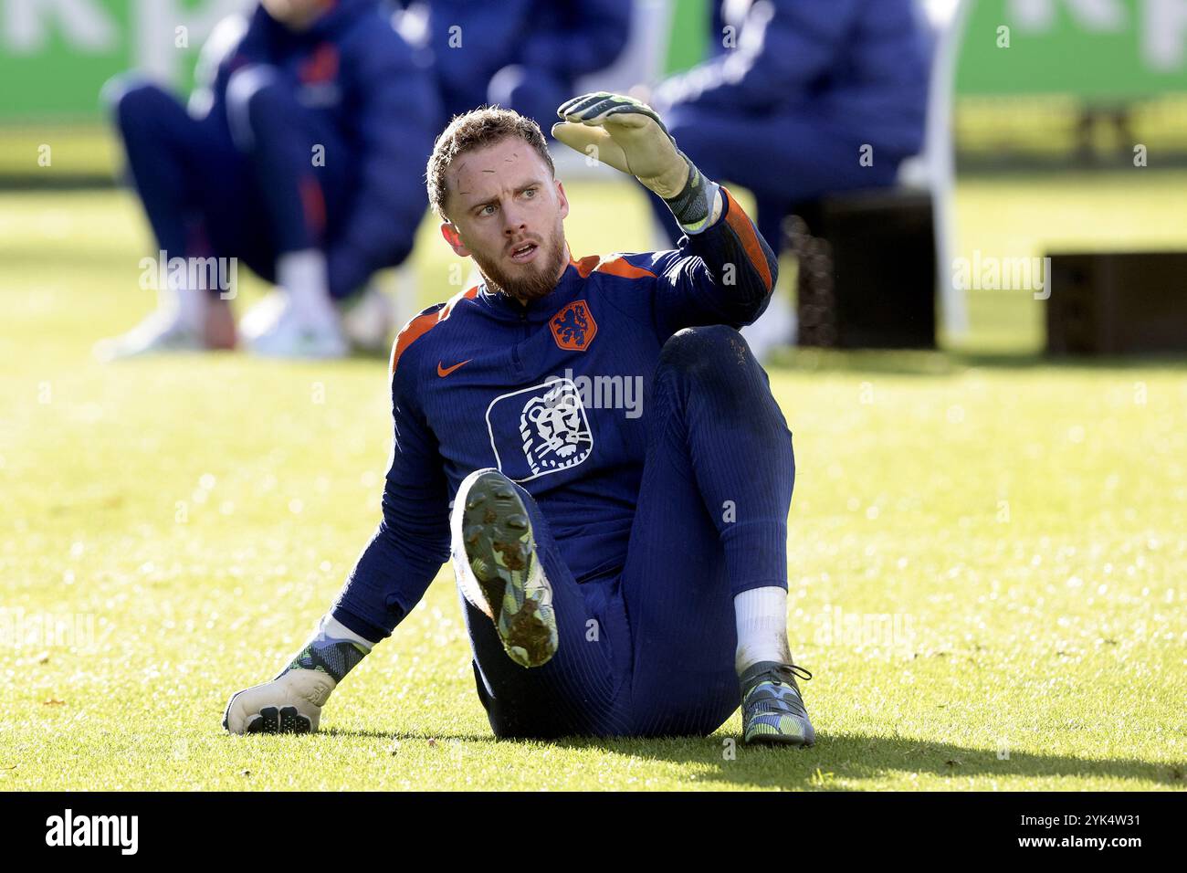 ZEIST - Netherlands goalkeeper Mark Flekken during a training session ...