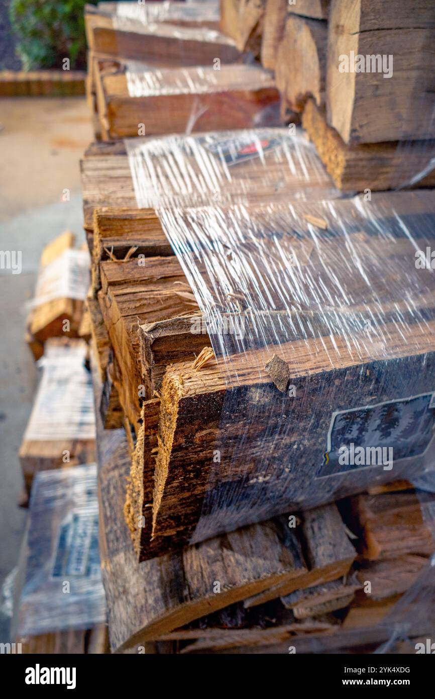 Stacked firewood hickory hi-res stock photography and images - Alamy
