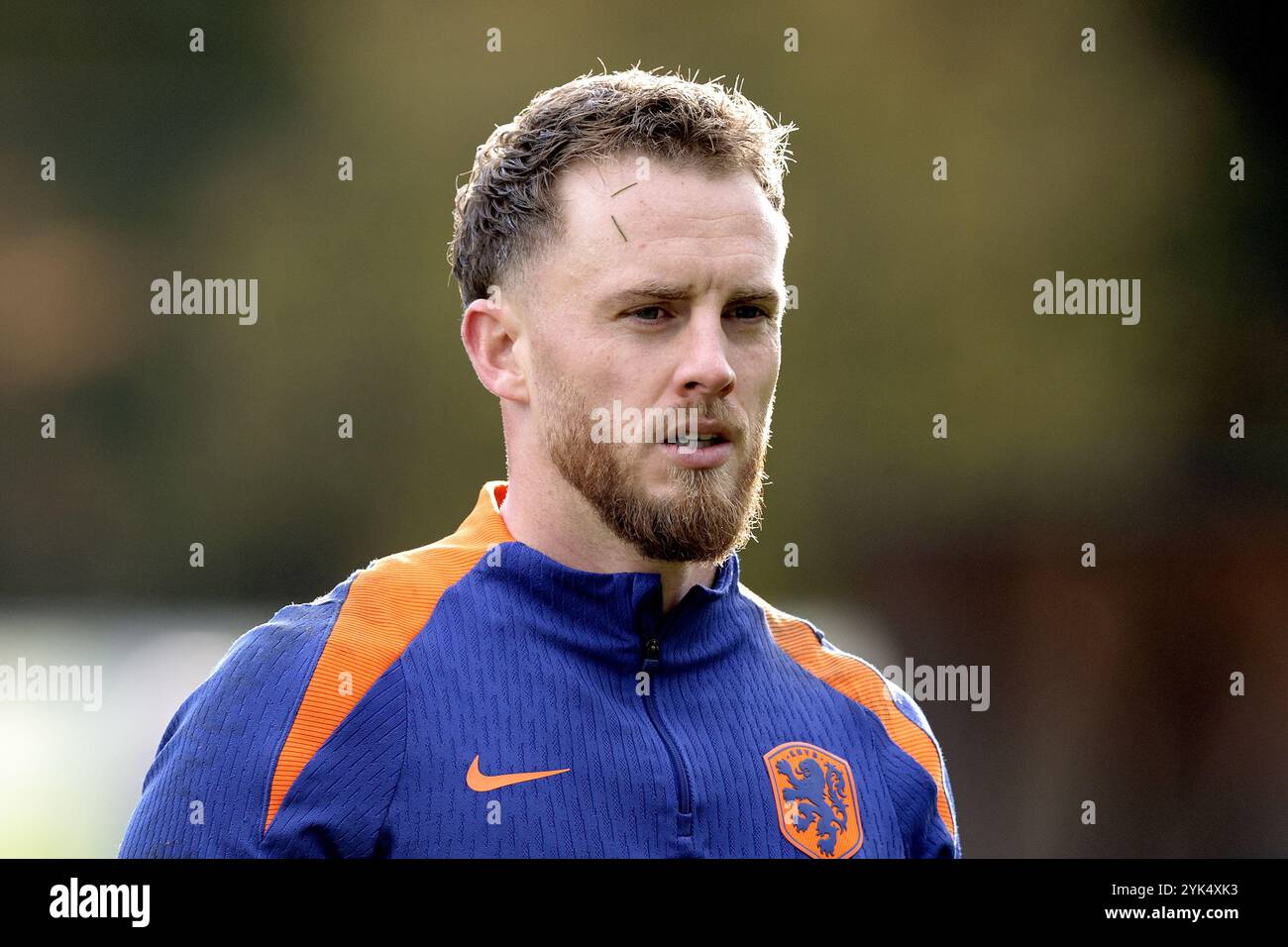 ZEIST - Netherlands goalkeeper Mark Flekken during a training session ...