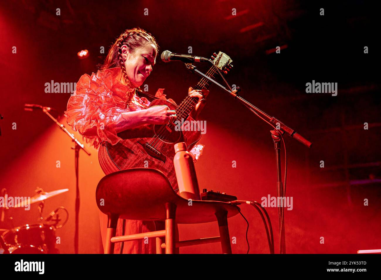 Singer Songwriter Anna B Savage opens for Manchester band W.H. Lung at ...