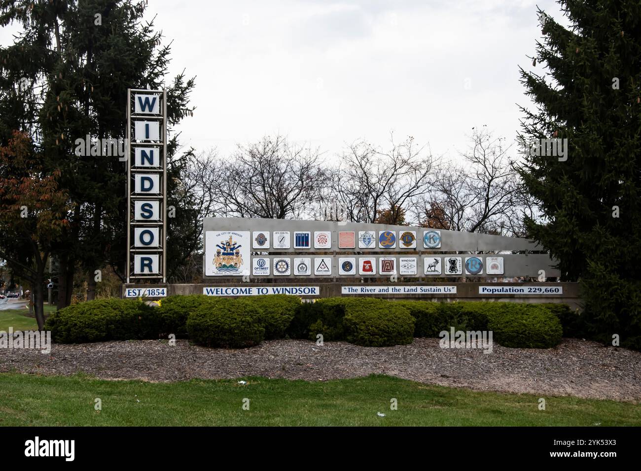Welcome to Windsor sign on Dougall Avenue in Ontario, Canada Stock ...