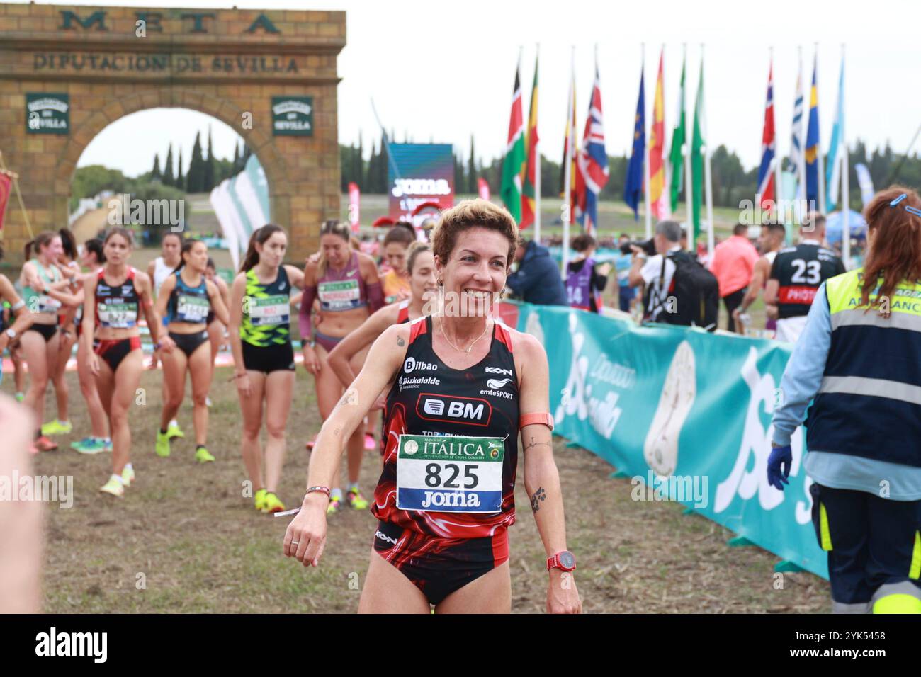 Runners during the XLII International Cross of Italica. On November 17 ...