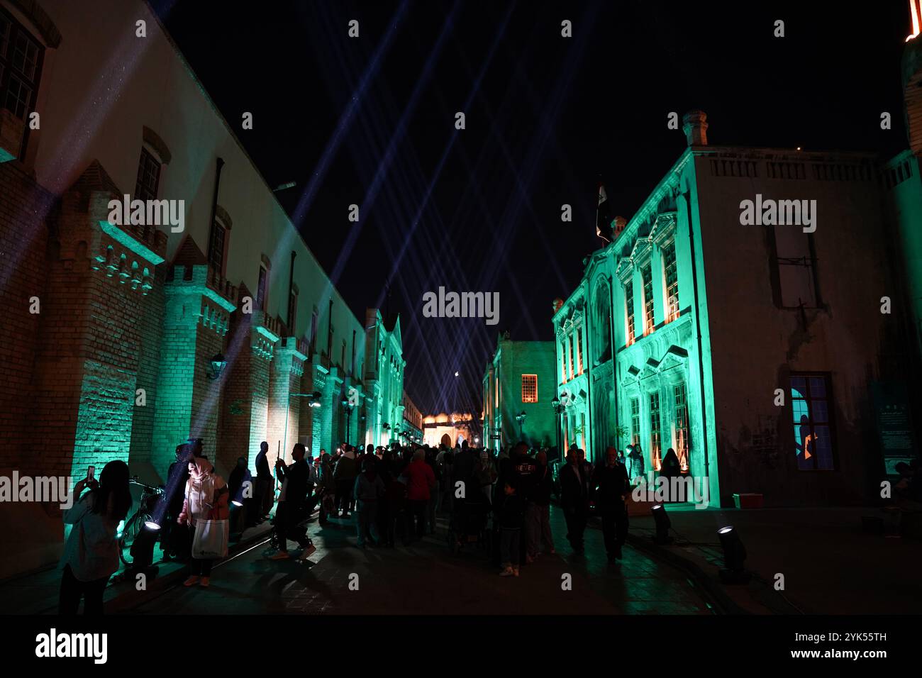 People visit Al-Saray Street in old Baghdad to watch Baghdad Day ...