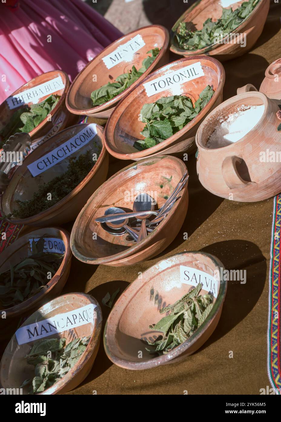 Traditional medicinal practices hi-res stock photography and images - Alamy