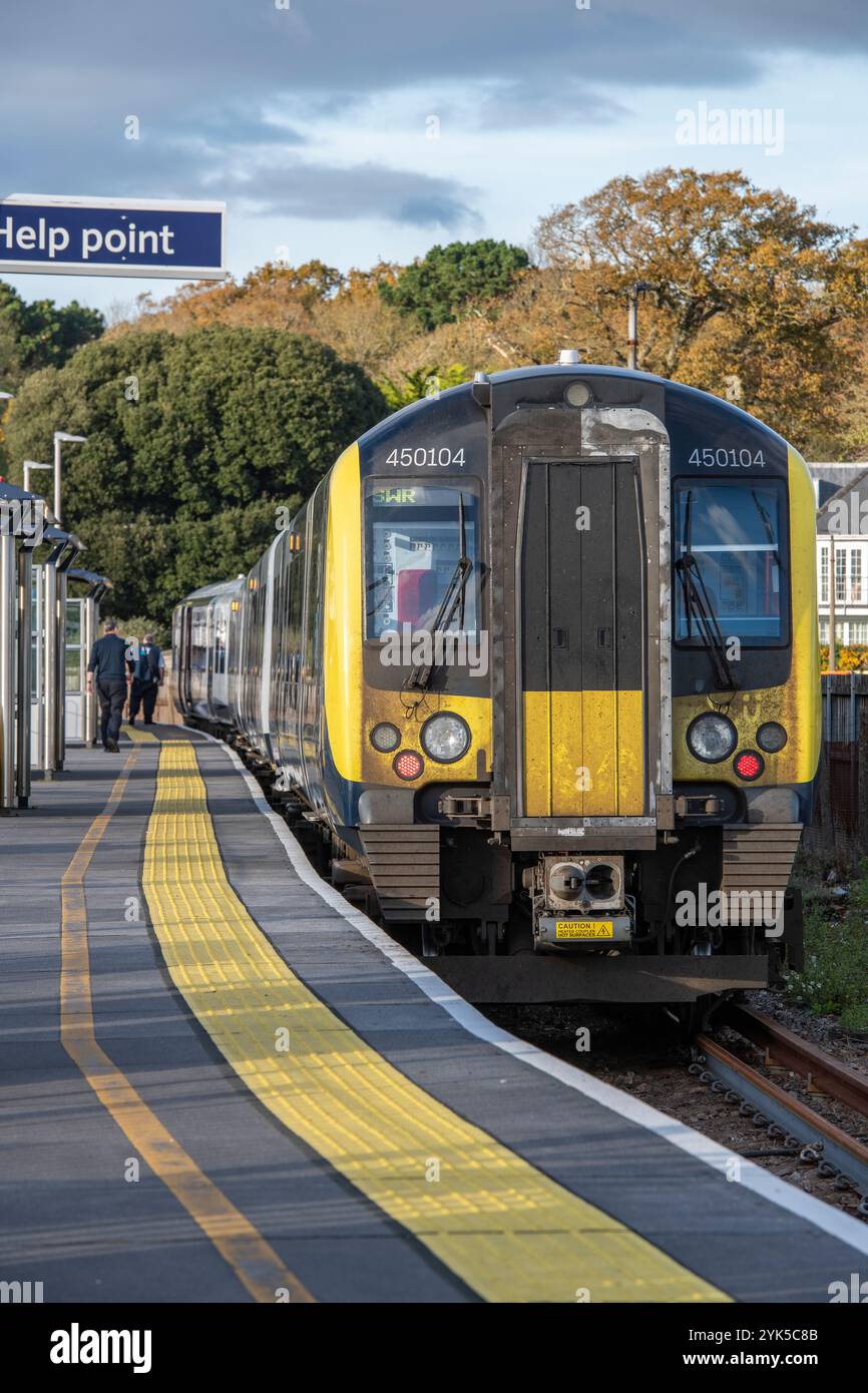 southwestern railway Desiro class 450 electic multiple unit train EMU ...