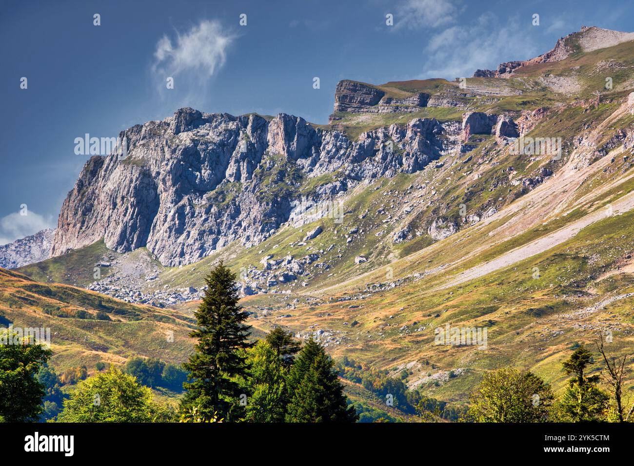 Image scenery caucasus mountains hi-res stock photography and images ...