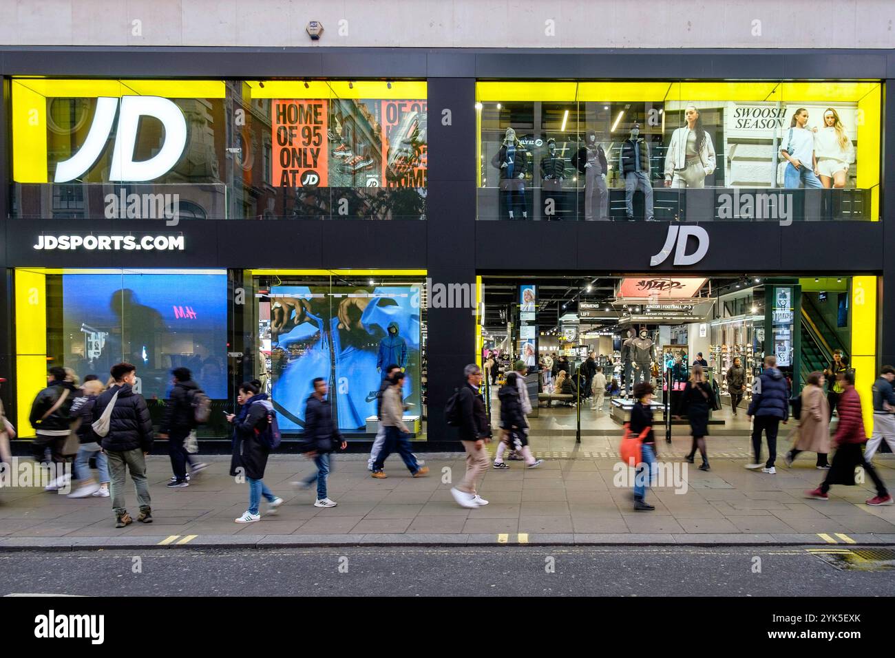 Jd sports retail store hi-res stock photography and images - Alamy