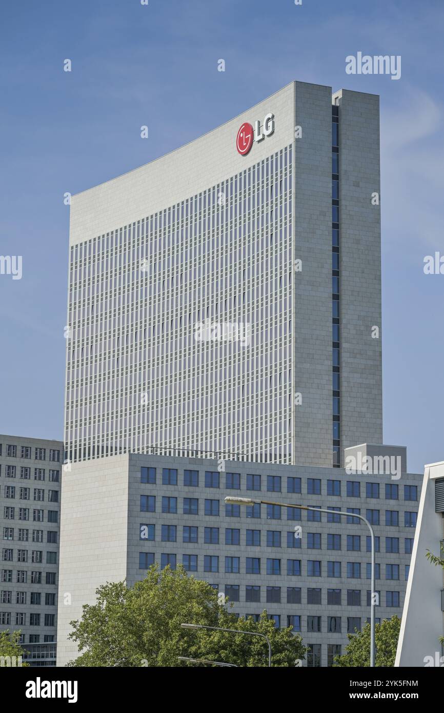 Lg headquarters hi-res stock photography and images - Alamy
