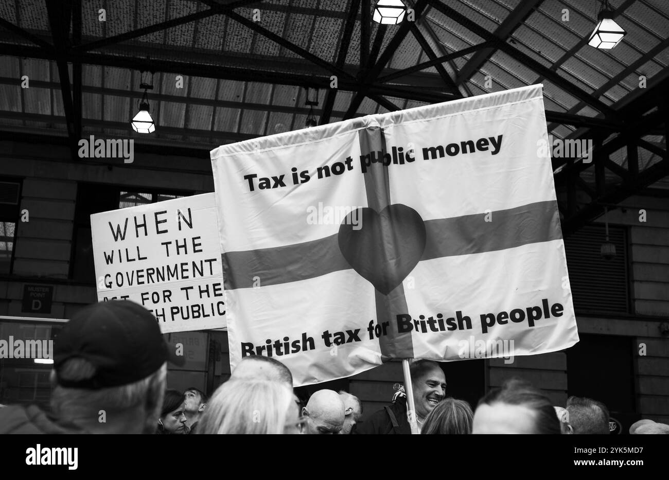 Photograph by © Jamie Callister. Thousands descend on London to attend ...