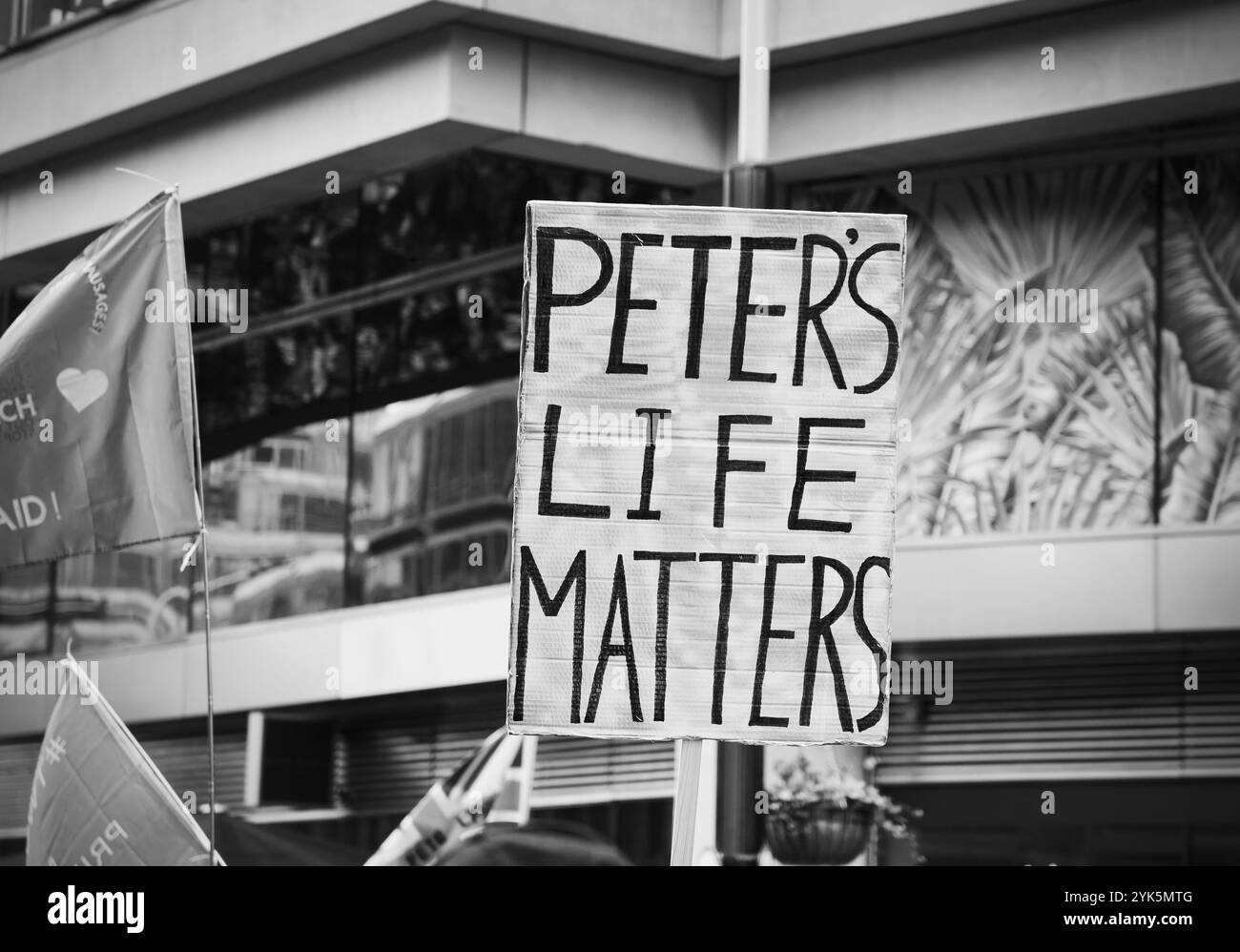 Photograph by © Jamie Callister. Thousands descend on London to attend ...