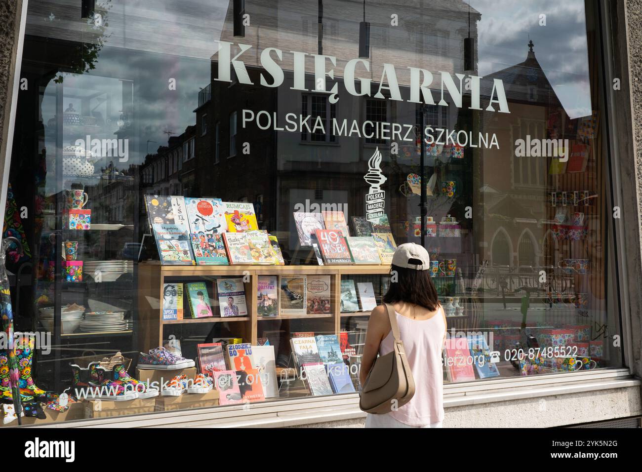 Ksiegarnie hi-res stock photography and images - Alamy