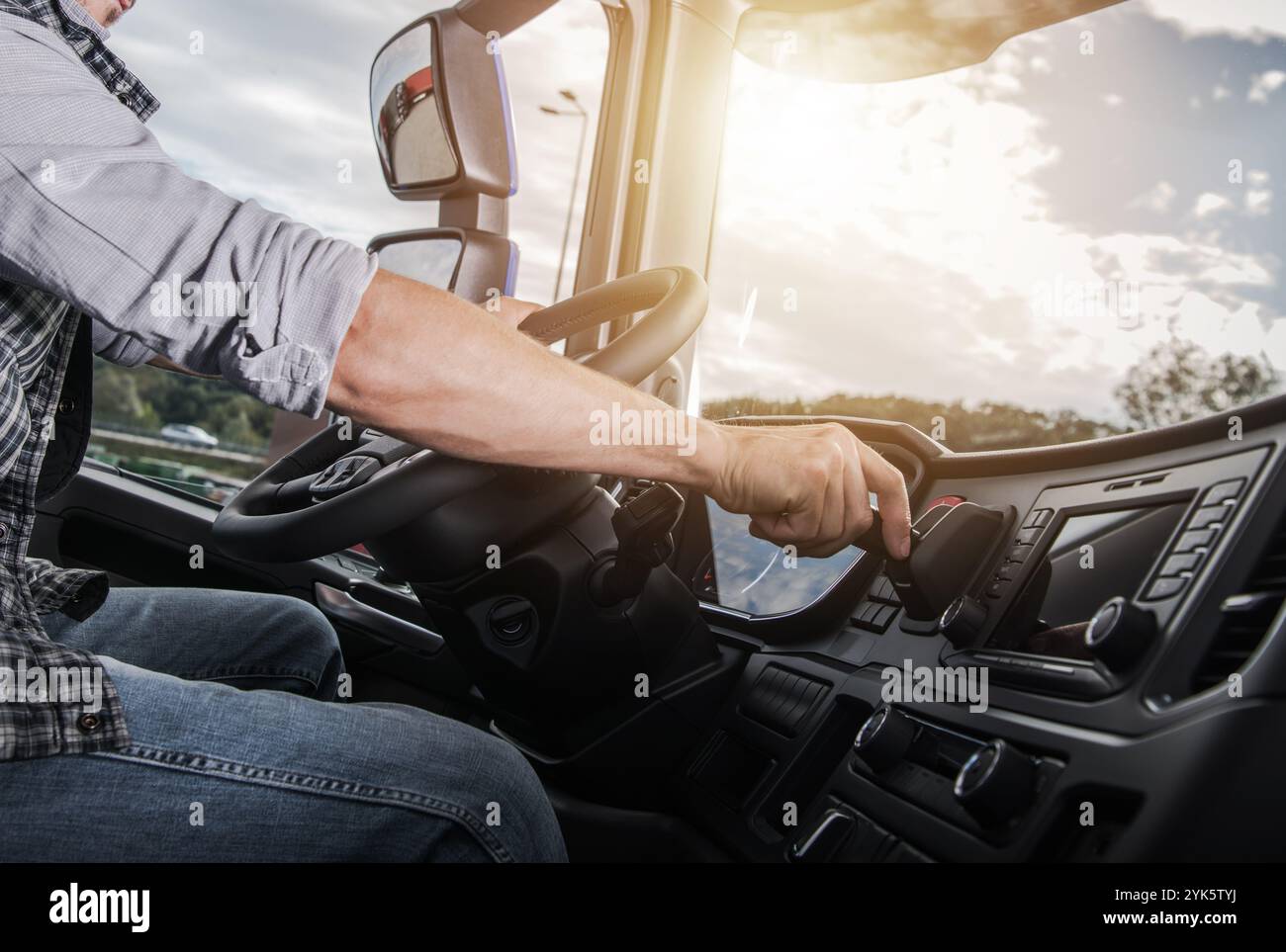 Semi truck dashboard hi-res stock photography and images - Alamy