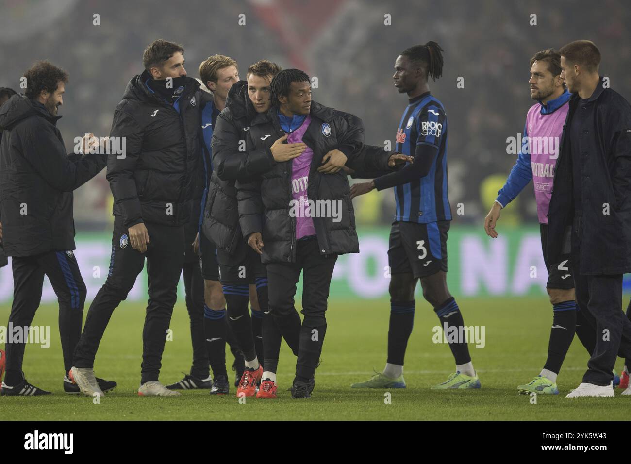 Juan cuadrado atalanta hi-res stock photography and images - Alamy