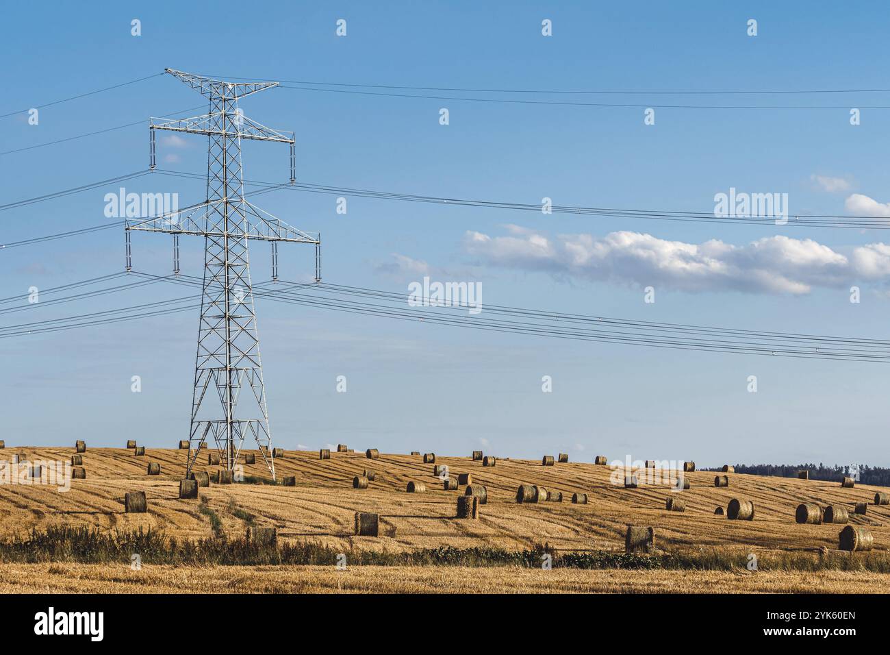 Harvesting electricity pylon hi-res stock photography and images - Alamy