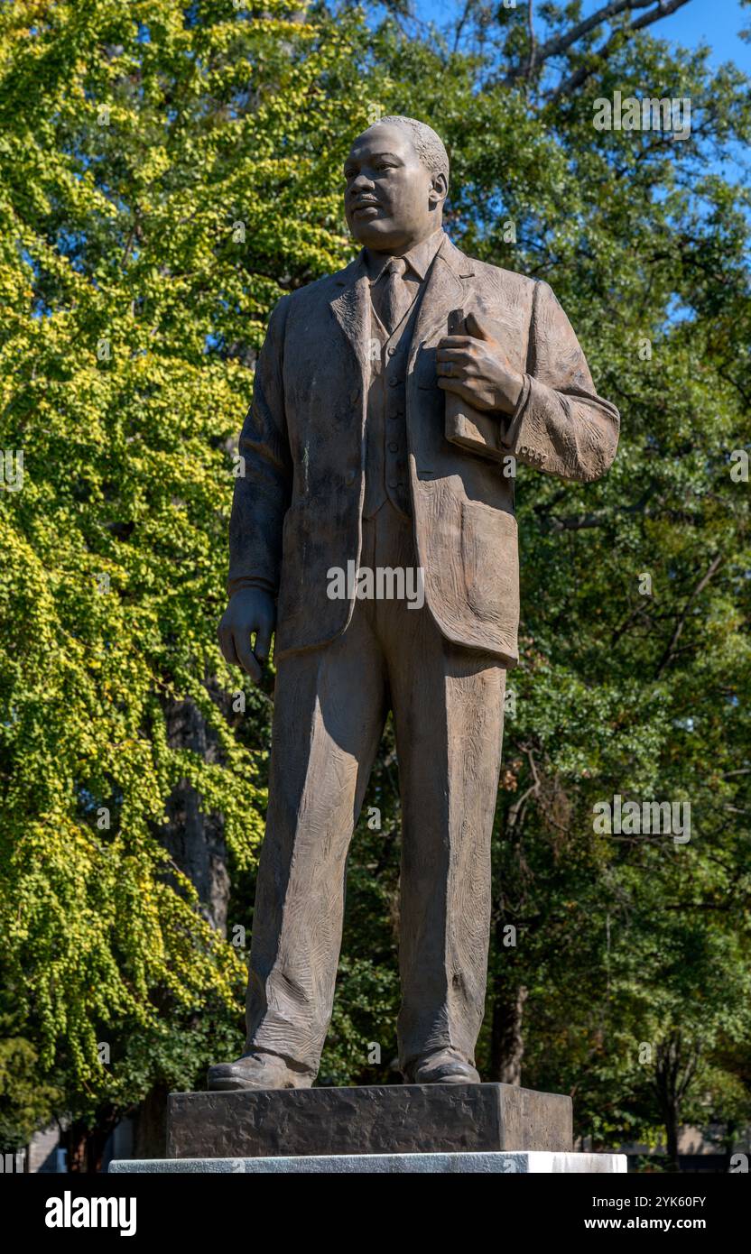 Statue of Martin Luther King Jr, Kelly Ingram Park, Birmingham, Alabama ...