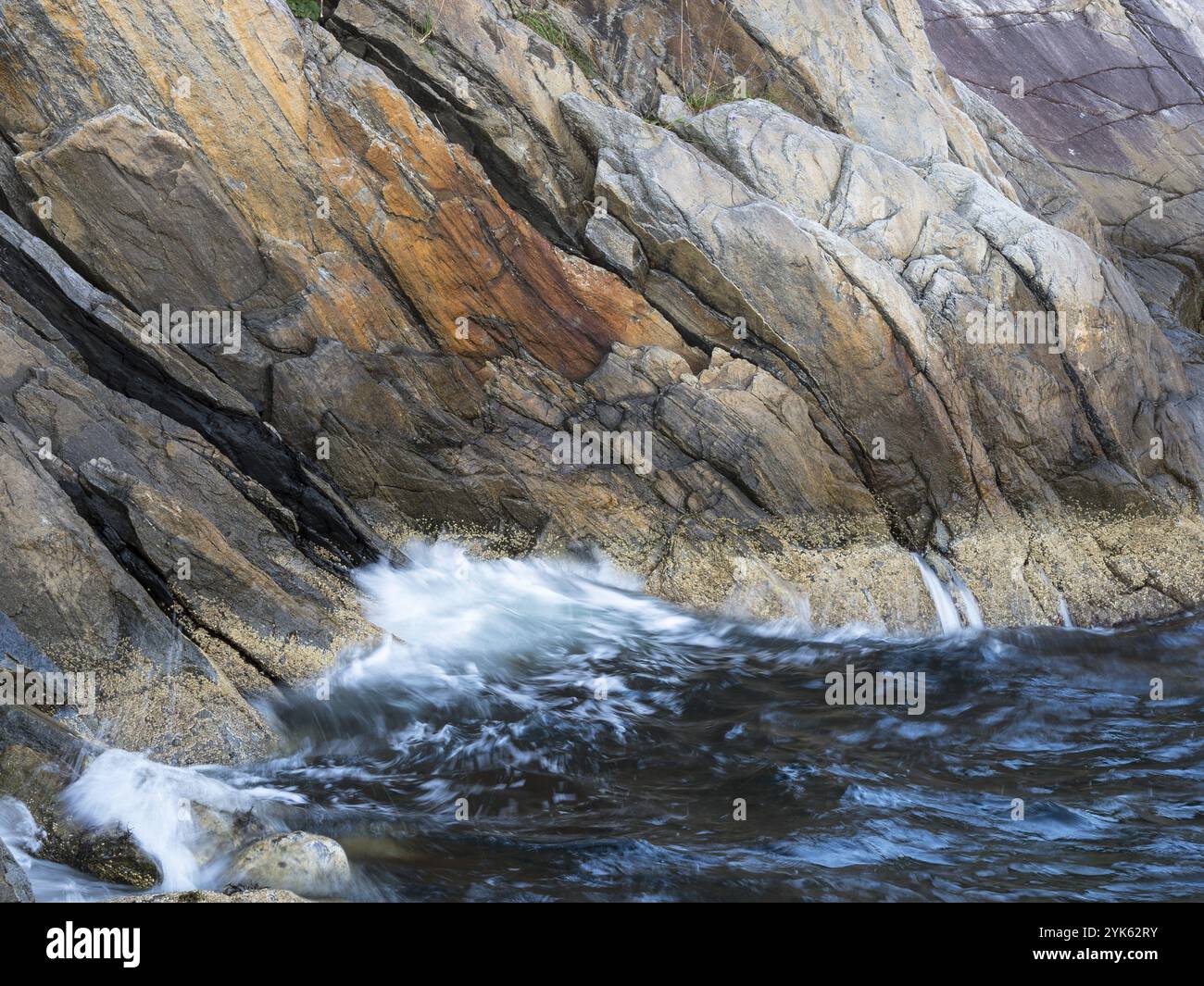 Coastal strata hi-res stock photography and images - Alamy