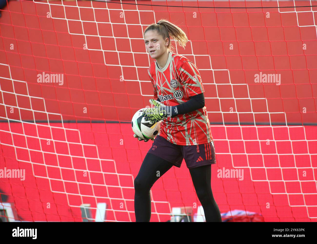 Anna wellmann hi-res stock photography and images - Alamy