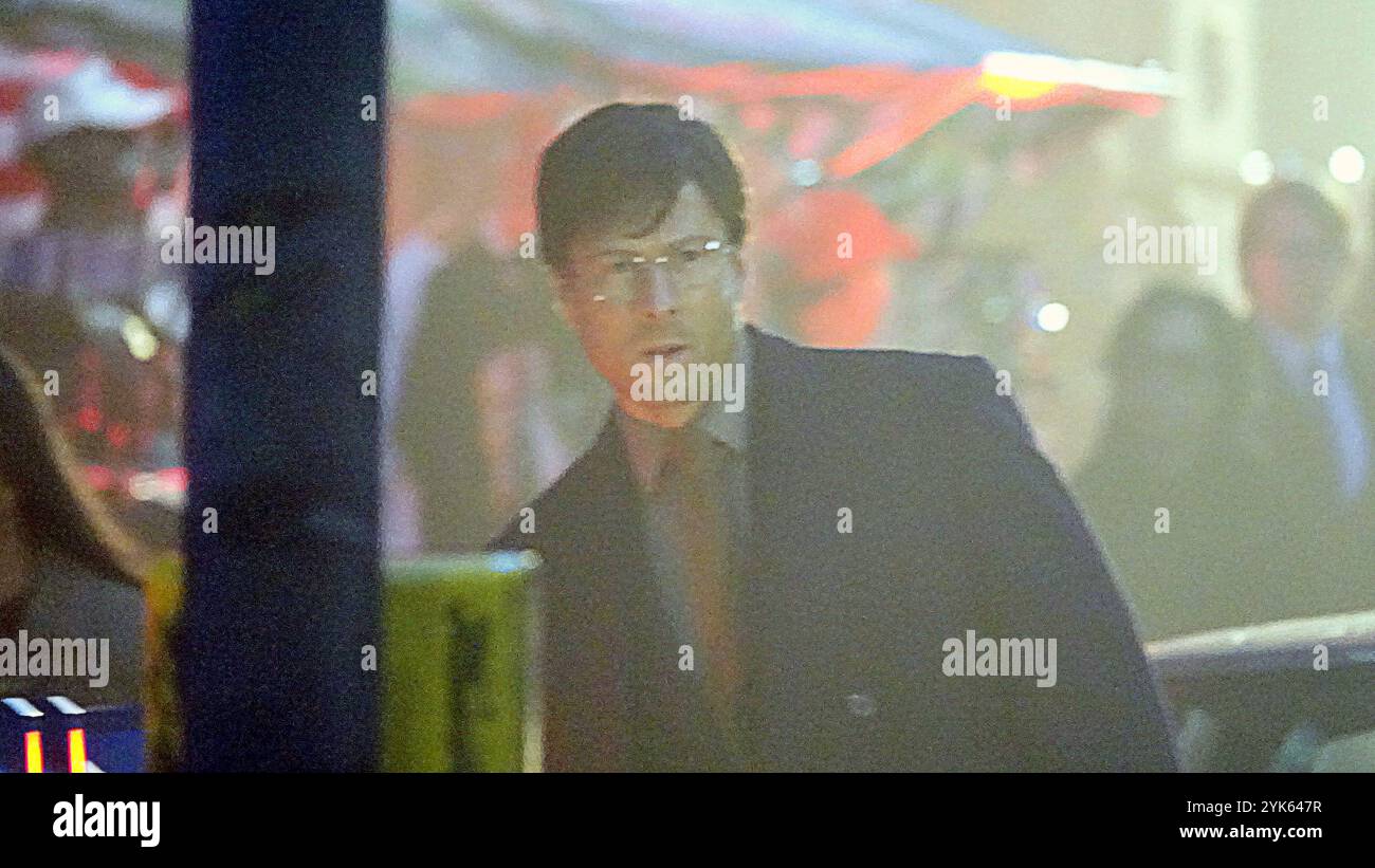 Glasgow, Scotland, UK. 17th November, 2024. Glen Powell Running man ...