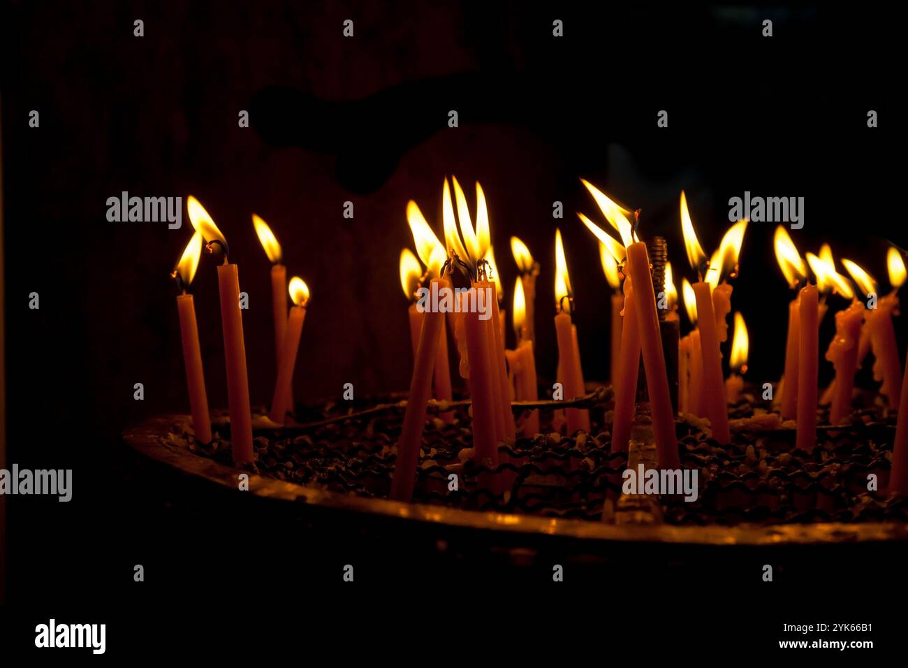 Creating a serene atmosphere hi-res stock photography and images - Alamy