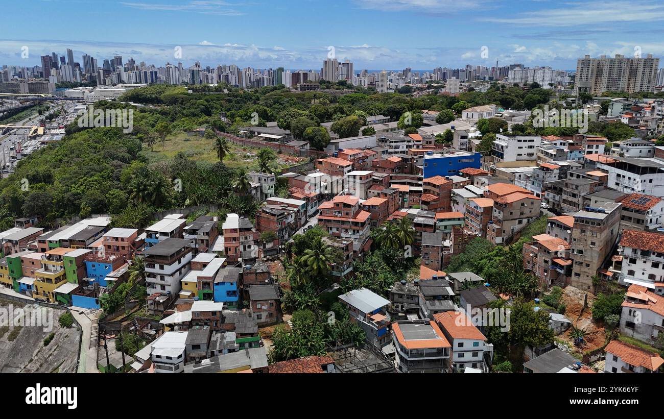 Salvador bahia favela hi-res stock photography and images - Alamy