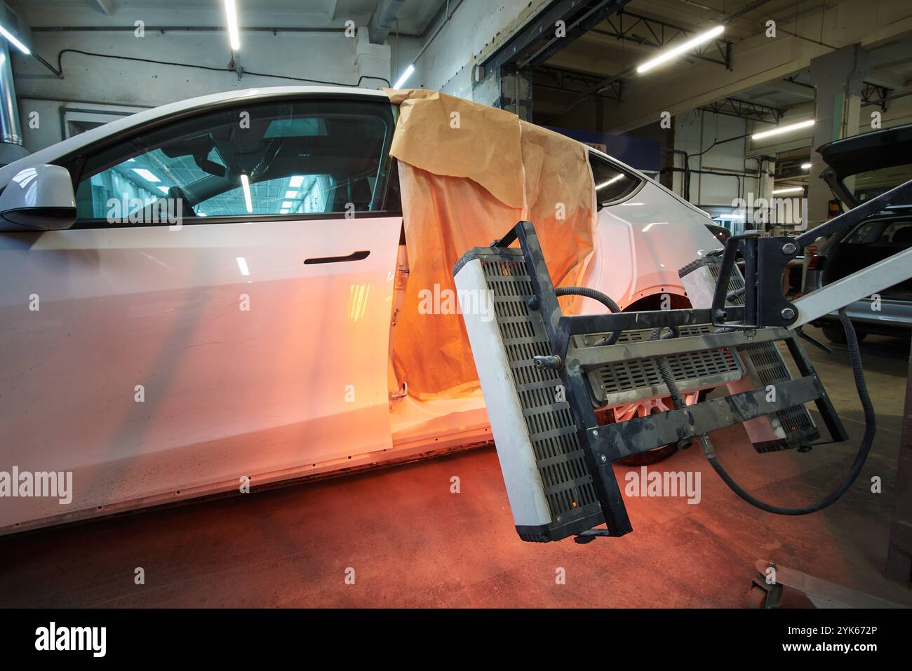 Drying car paint hi-res stock photography and images - Alamy
