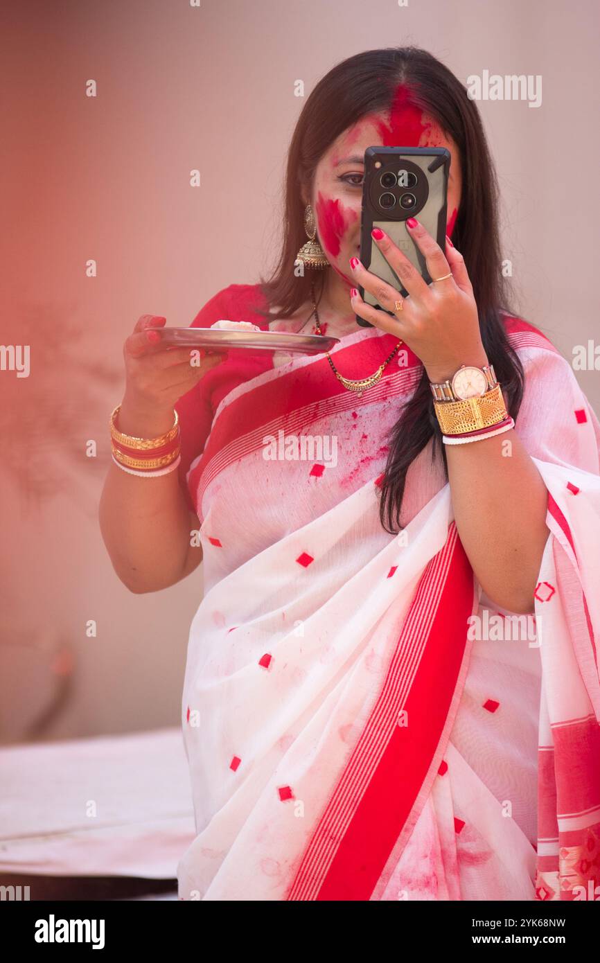 Sindur hi-res stock photography and images - Alamy