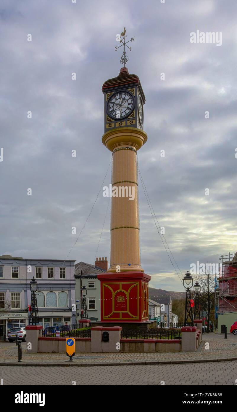 72 feet high hi-res stock photography and images - Alamy