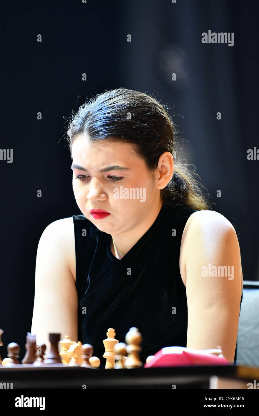 Kolkata, India. 17th Nov, 2024. Russian GM Aleksandra Goryachkina playing chess during the 6th ...