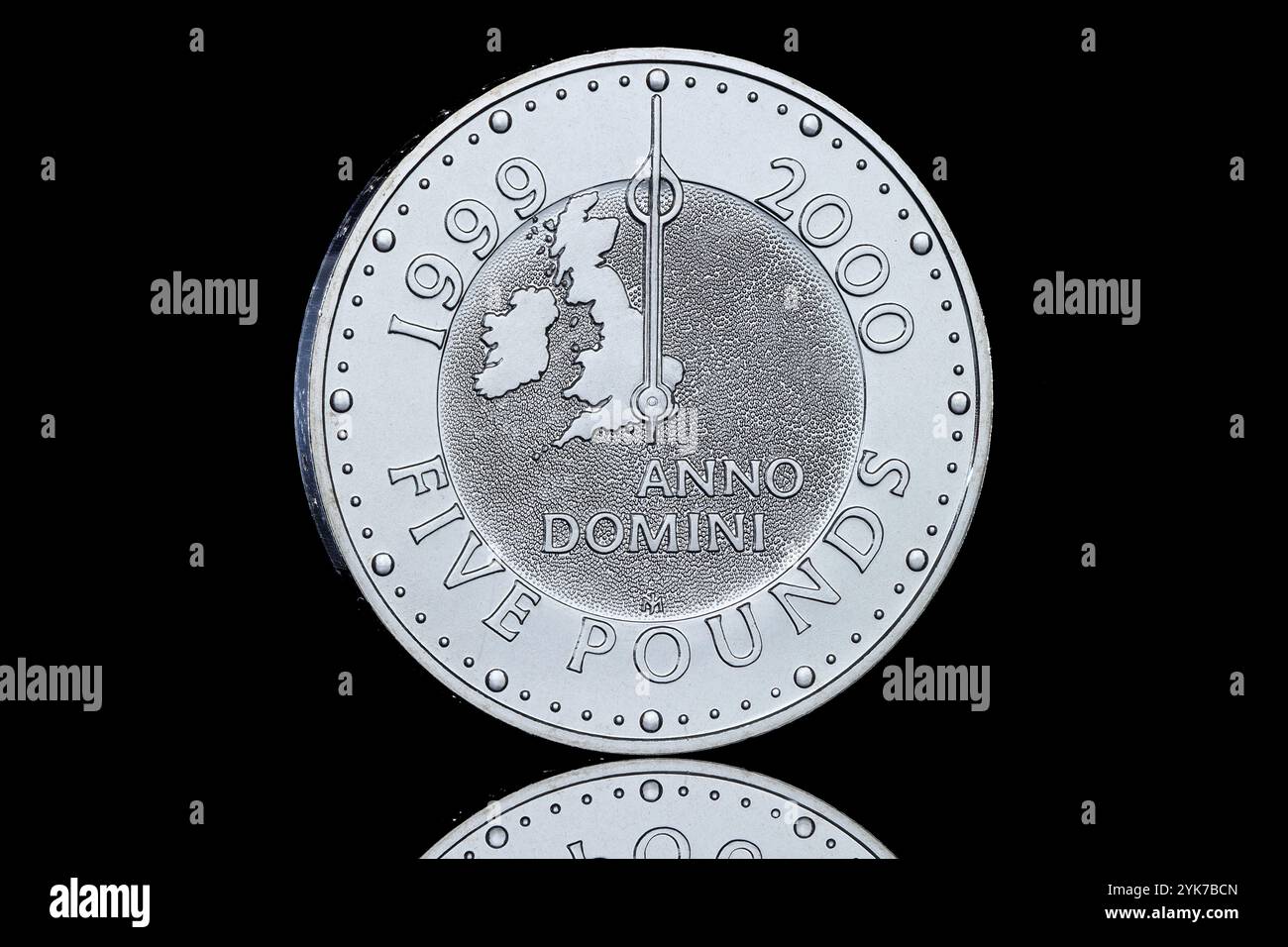 2000 millennium coin hi-res stock photography and images - Alamy