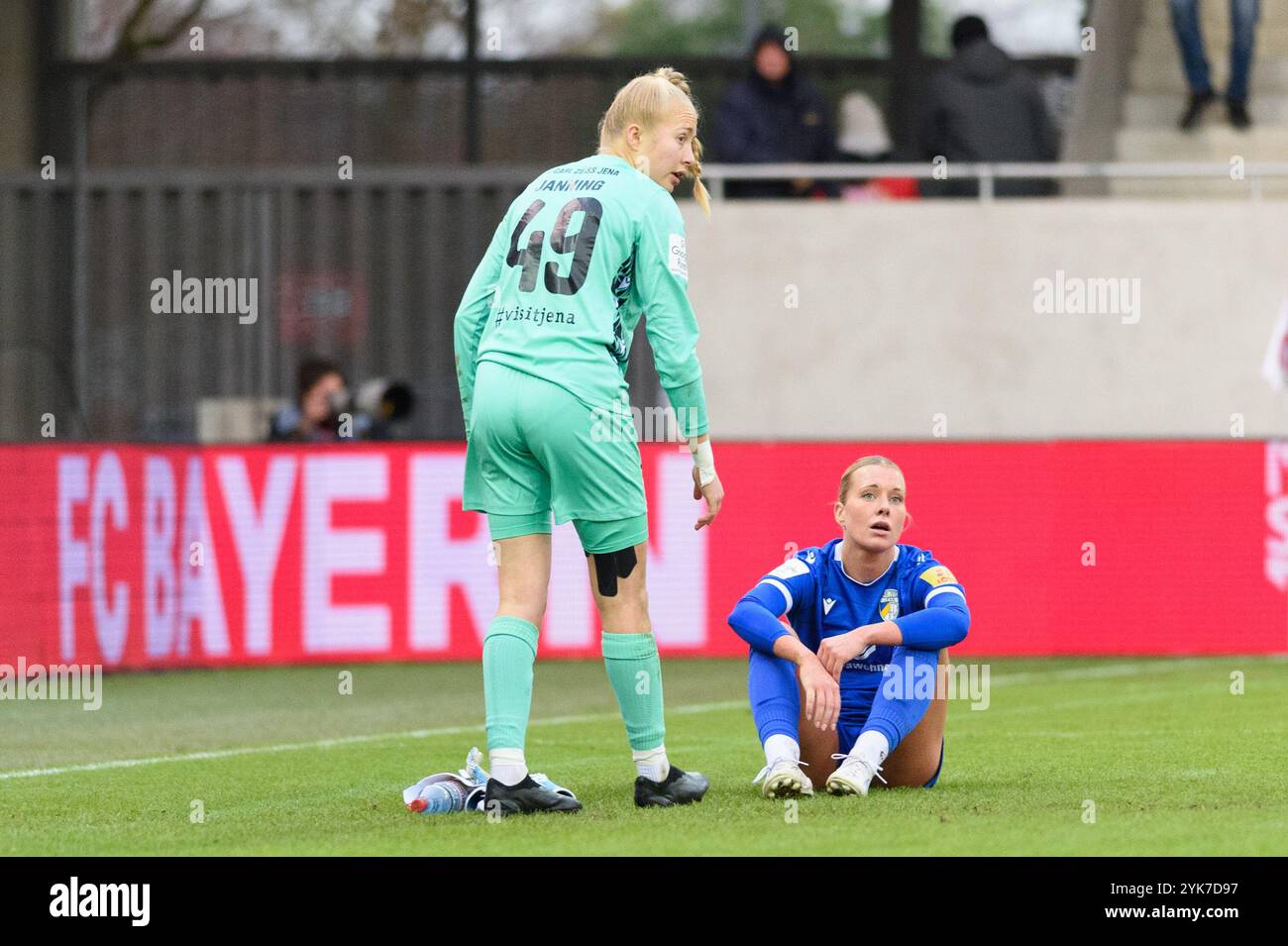 Munich, Germany, November 17th 2024: Anja Heuschkel (14 FC Carl-Zeiss ...