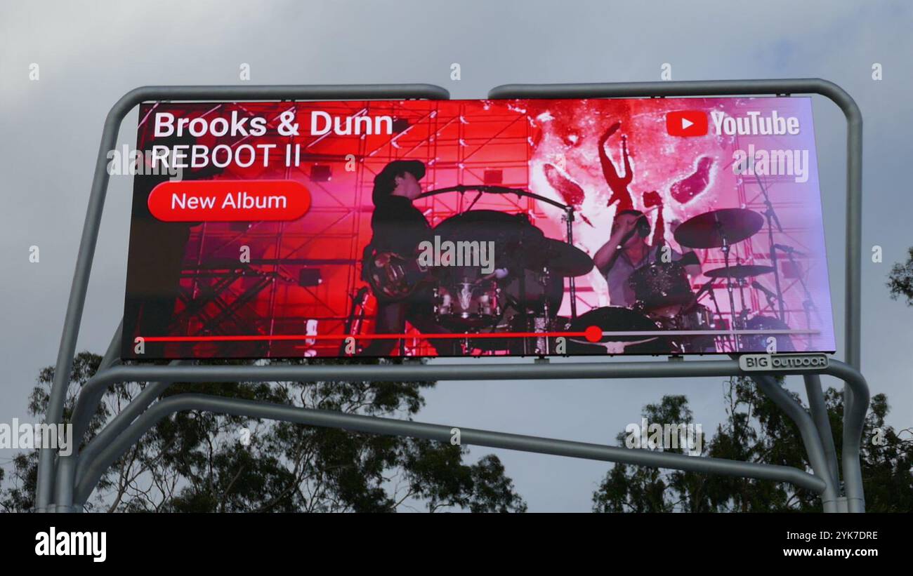 Los Angeles, California, USA 15th November 2024 Brooks & Dunn Reboot II ...