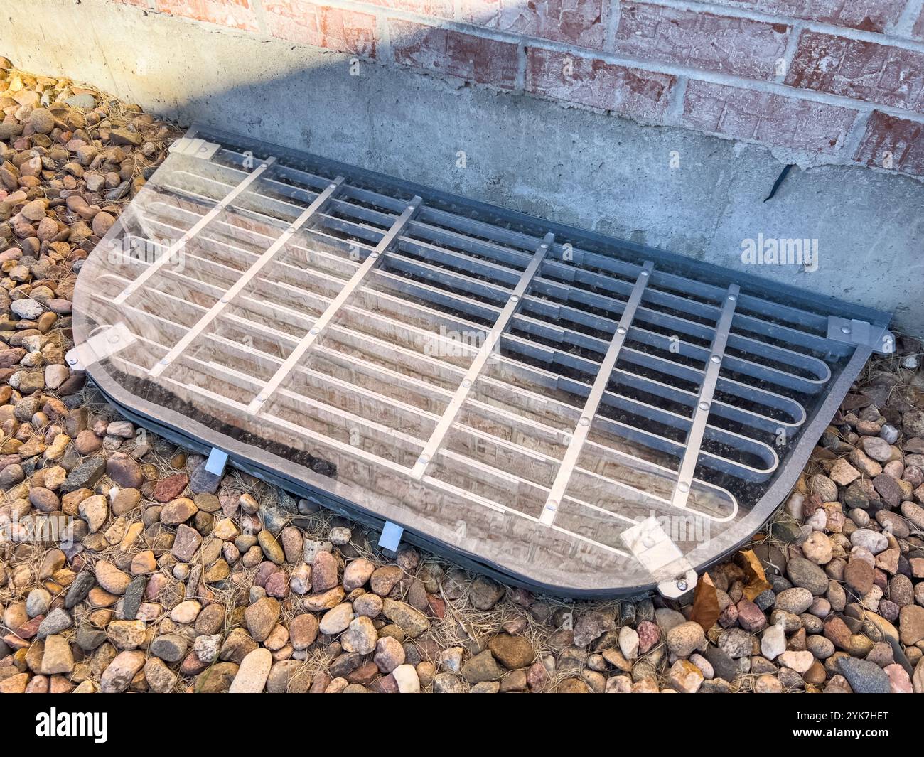 Custom window cover hi-res stock photography and images - Alamy