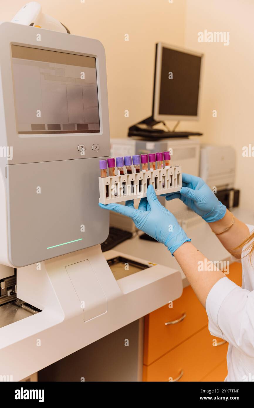Pathologylab hi-res stock photography and images - Alamy