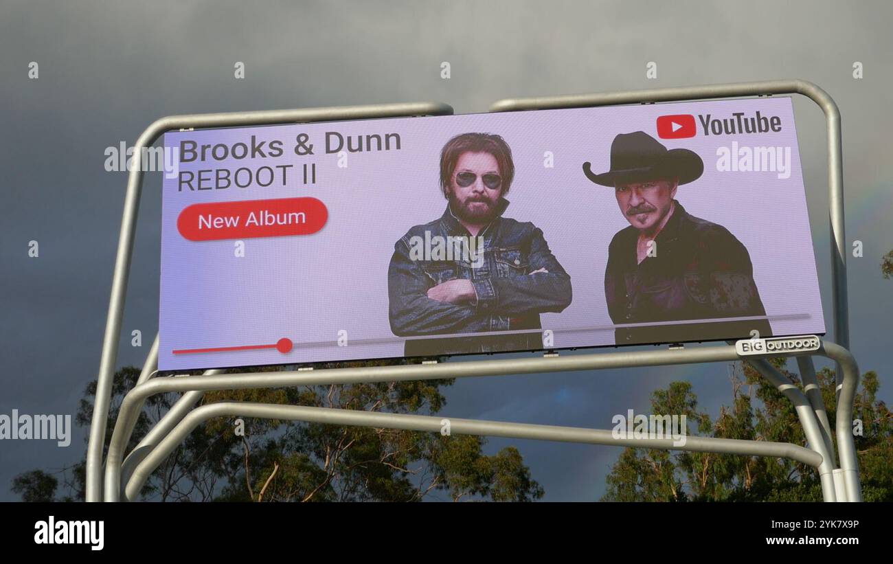 Los Angeles, California, USA 15th November 2024 Brooks & Dunn Reboot II ...