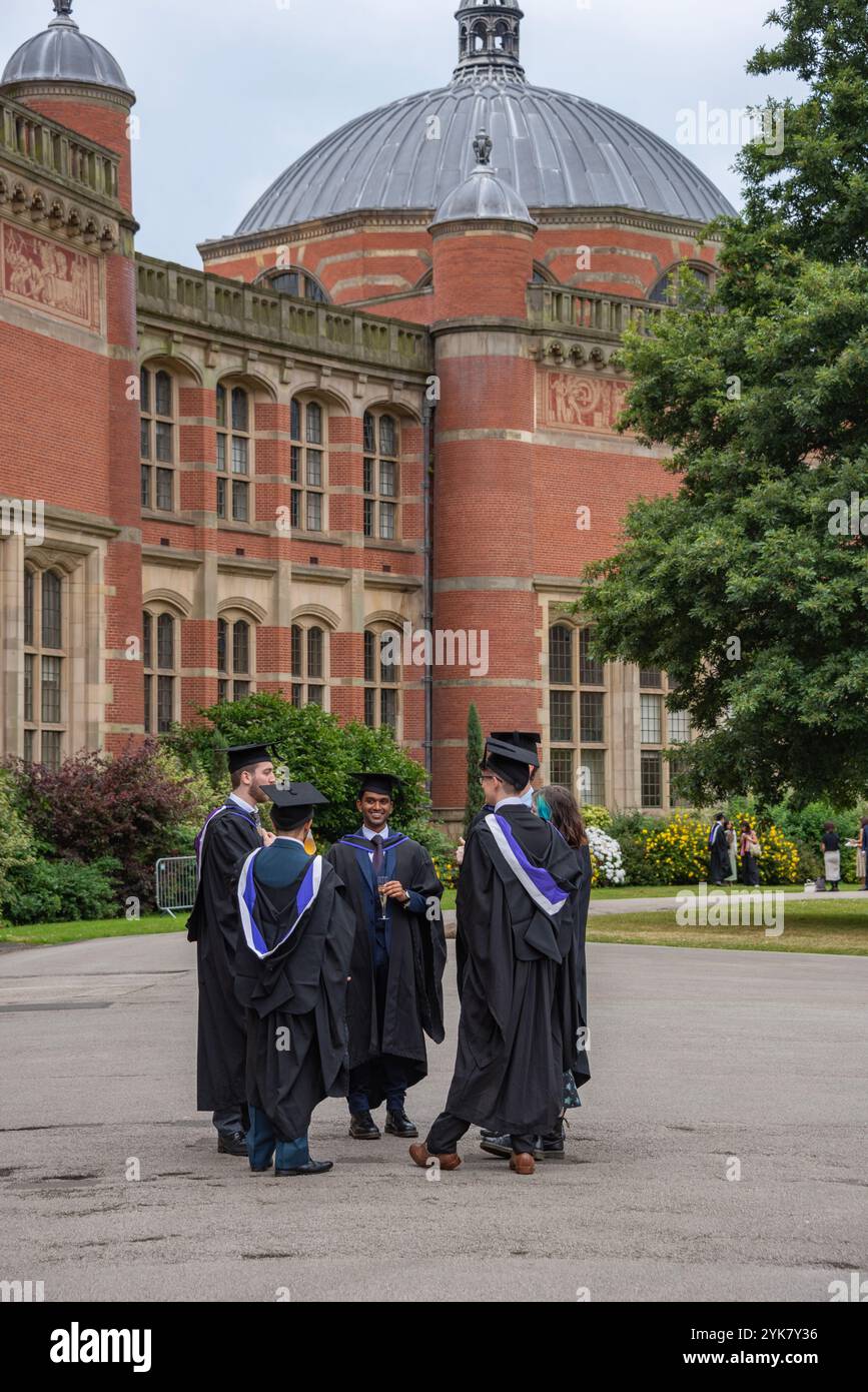 Undergraduate Engineering students before their graduation ceremony ...