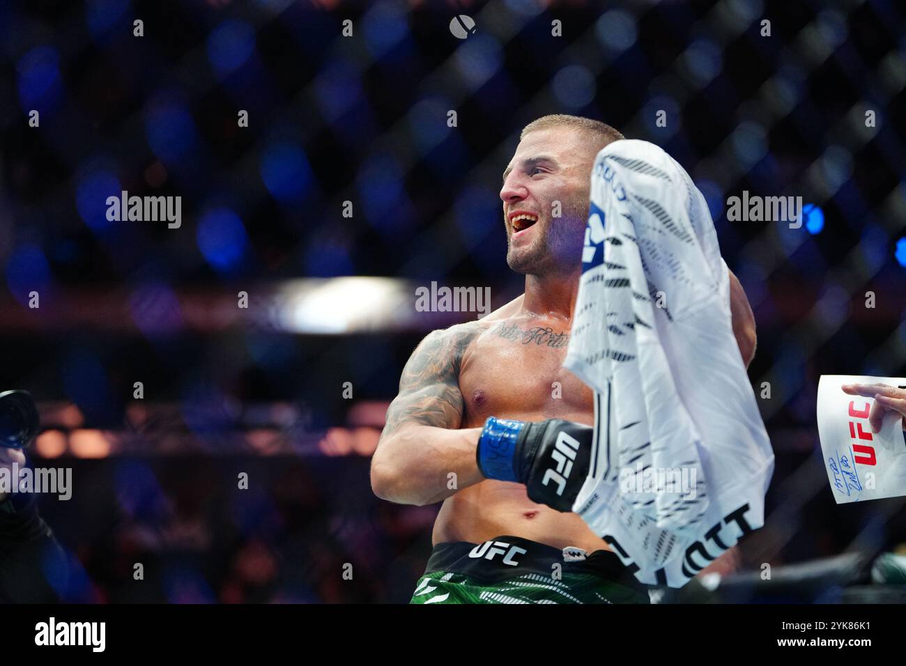 NEW YORK CITY, NY -NOVEMBER 16:Oban Elliott in a 3-round bout for ...