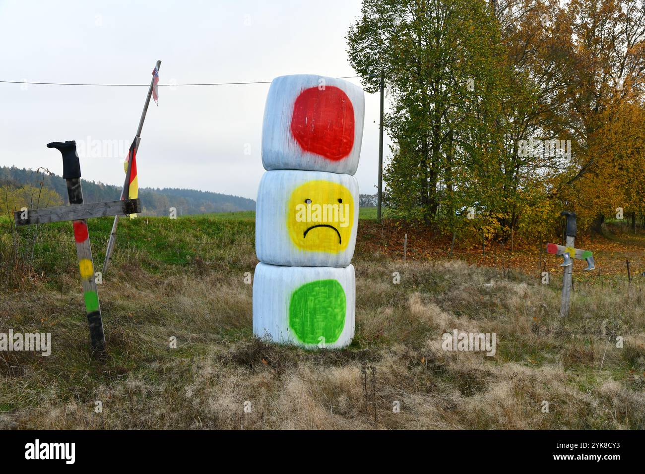 Protest against the traffic light on the roadside Stock Photo - Alamy