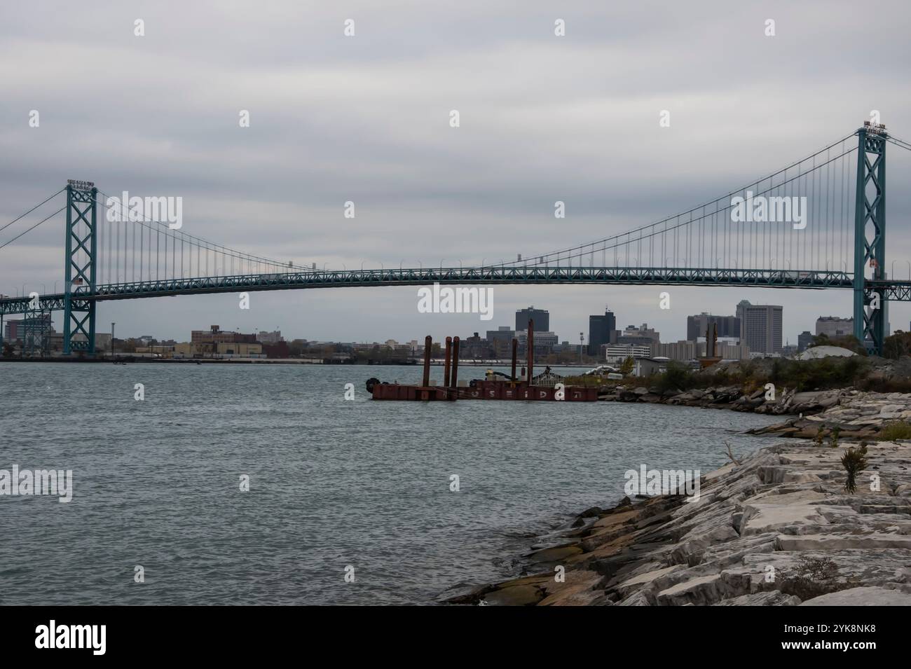 Windsor bridge hi-res stock photography and images - Alamy