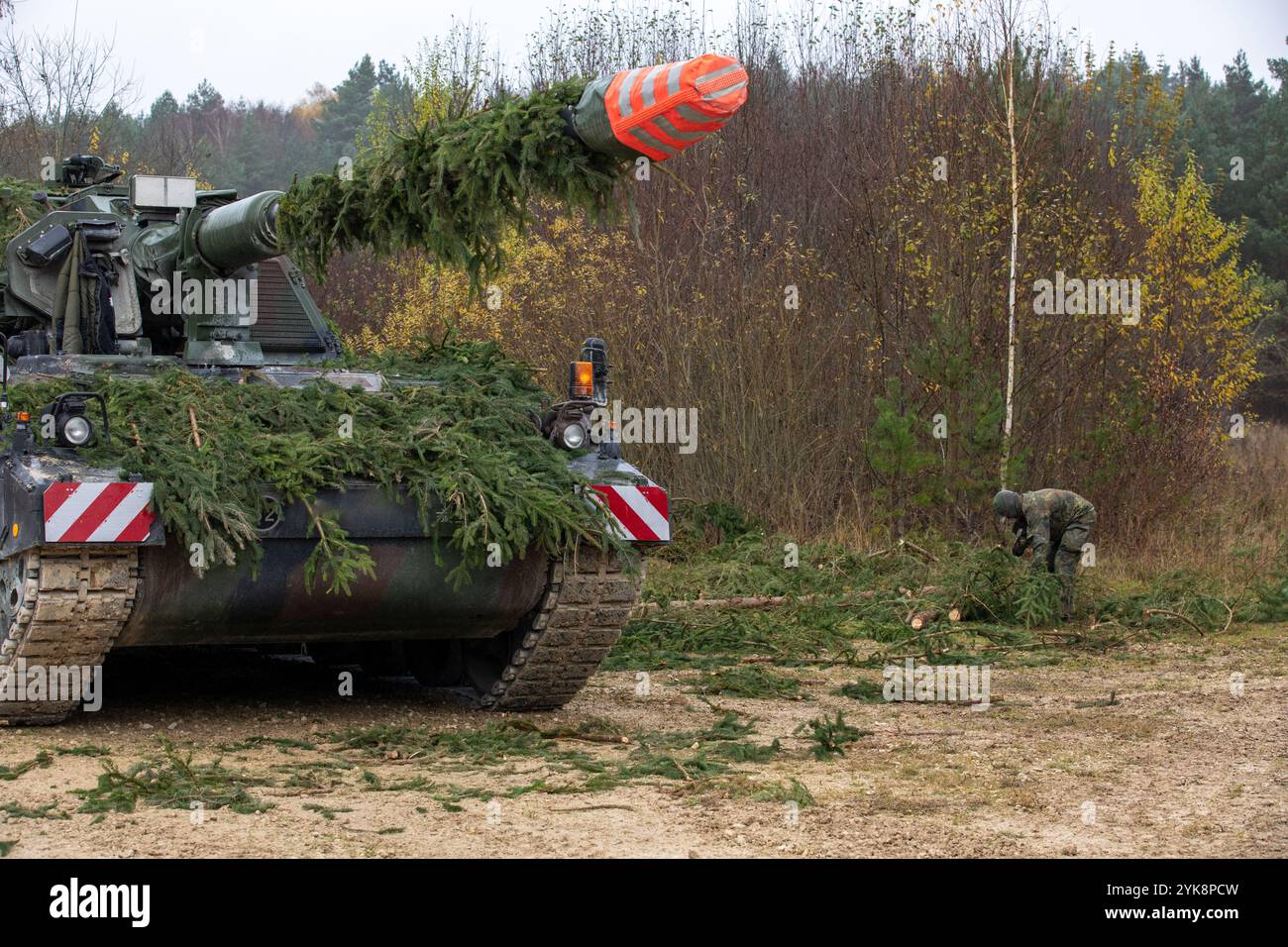 2000s germany army soldiers hi-res stock photography and images - Alamy