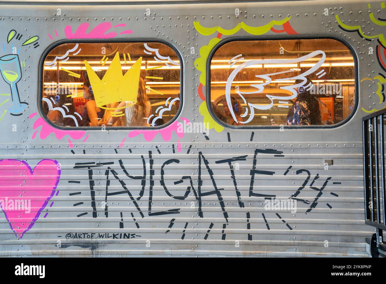 Taylorswiftfan hi-res stock photography and images - Alamy