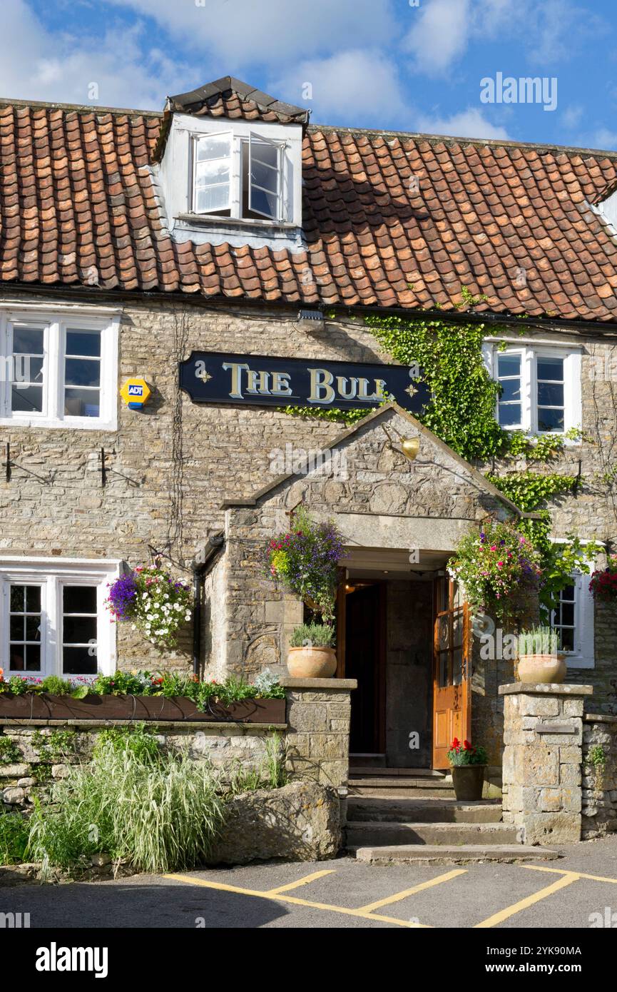 The Bull at Hinton Stock Photo - Alamy