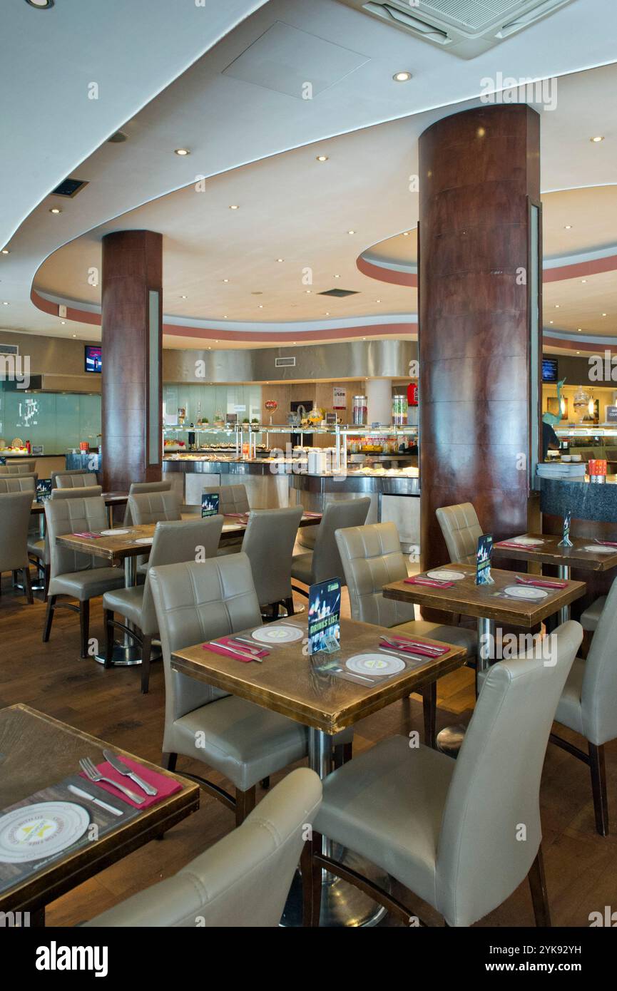 Buffet bars hi-res stock photography and images - Alamy