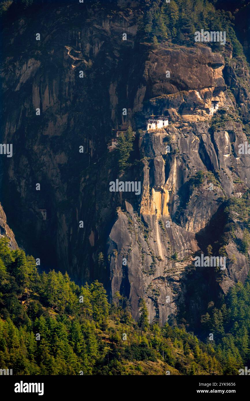 Paro Taktsang (also known as the Taktsang Palphug Monastery or the ...